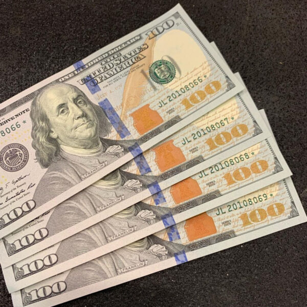 Banknotes - Royal Prop Notes